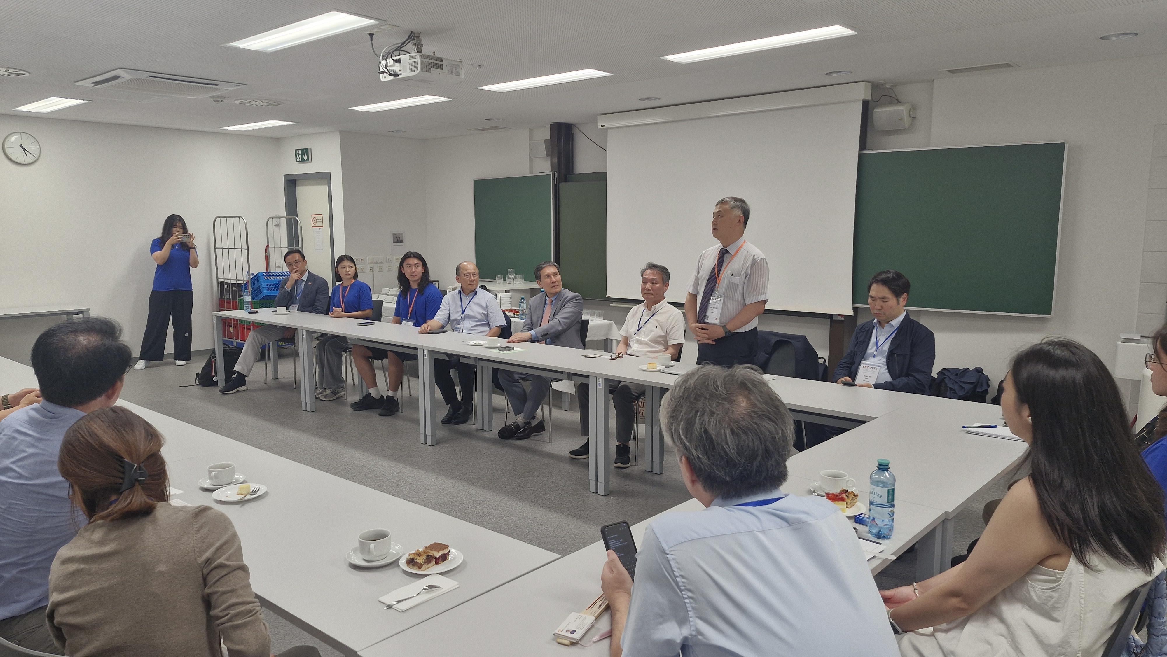 건설연, “KICT Open-Talk in Europe” 간담회 개최 | 포토뉴스 | KICT뉴스 | 열린마당 : 한국건설기술연구원